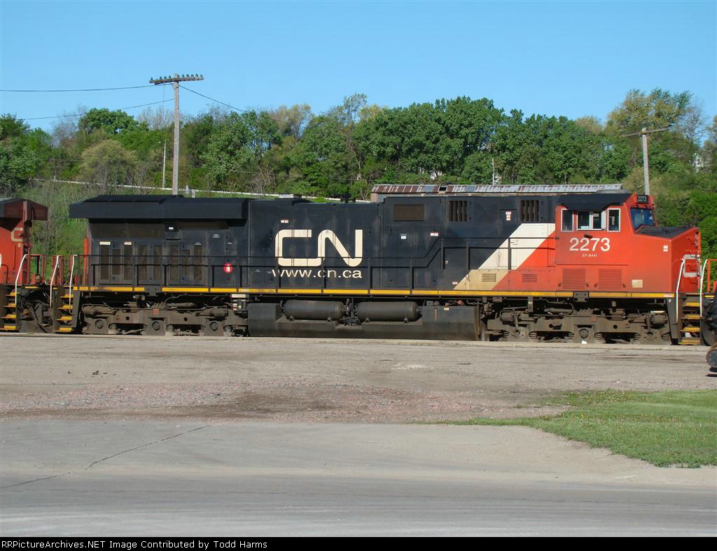 CN 2273